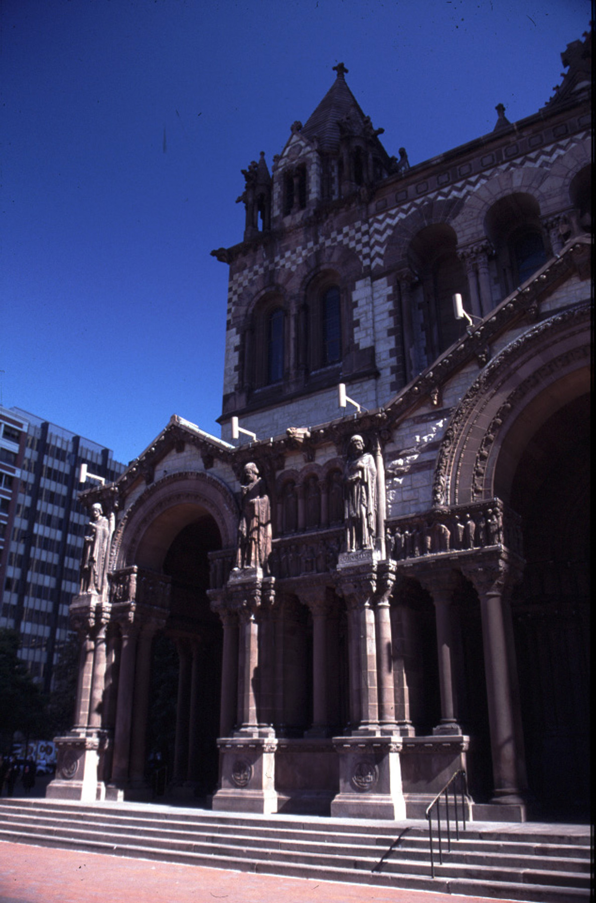 Trinity Church Boston Guided and Self Guided Tours - The Cheap New ...