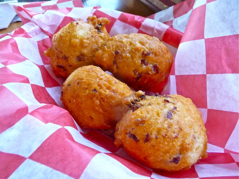 8 Mouthwatering Rhode Island Foods and Treats - The Cheap New England ...