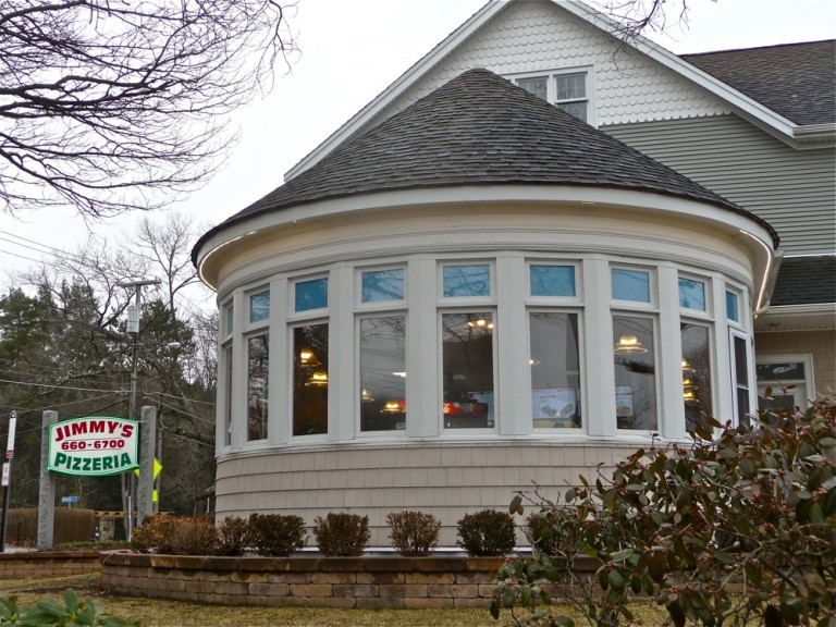 6 Walpole Mass. Restaurants with Delicious Food, Inspiring Stories ...